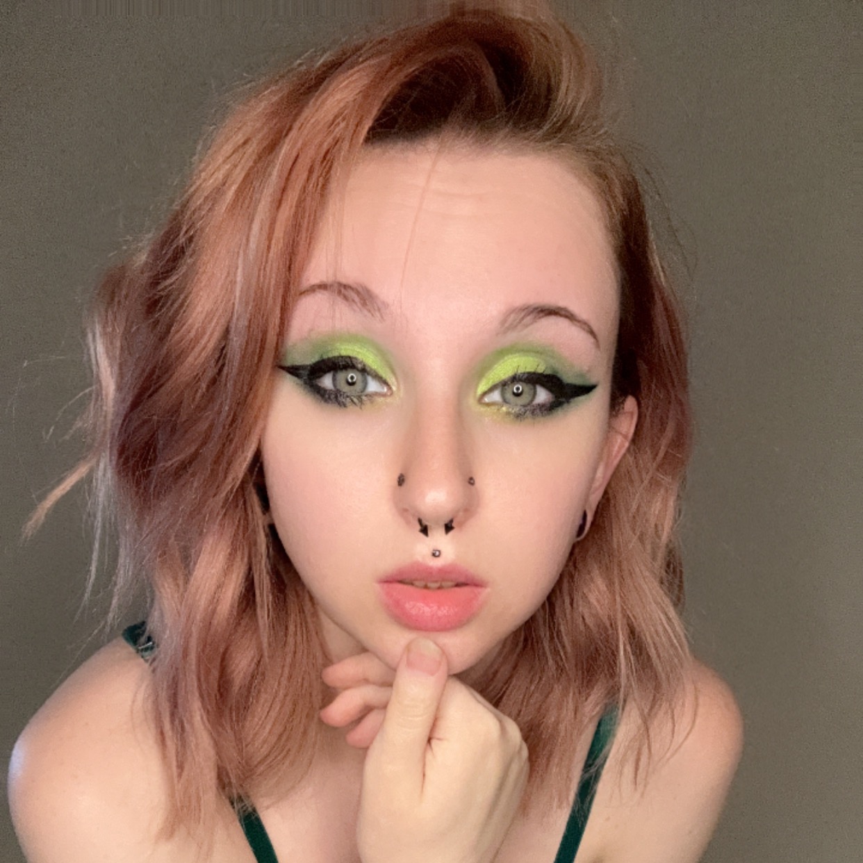 Glittervixen24xs Profile Vids Pics And More Manyvids Manyvids