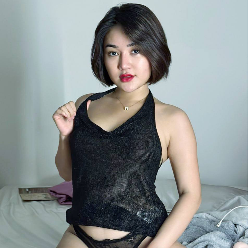 lotus___ - Social - ManyVids