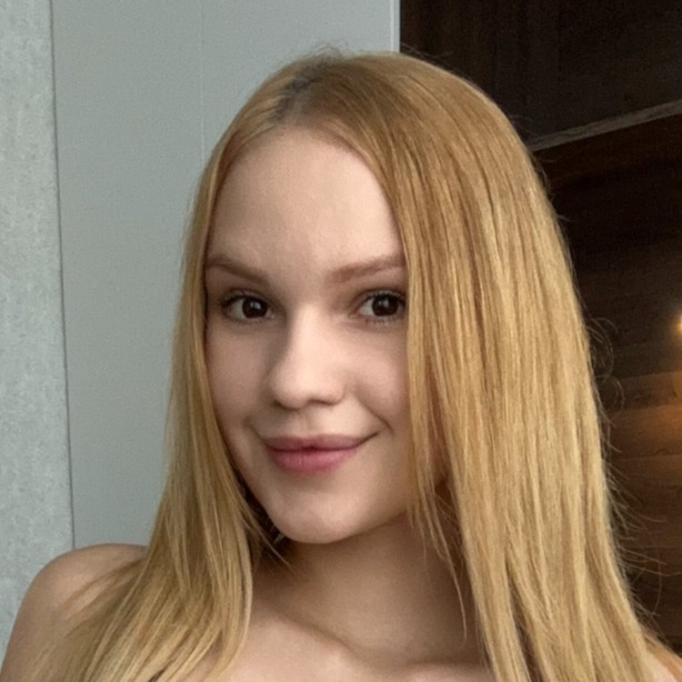 Verlonis's Profile - Vids, Pics & More | ManyVids - ManyVids