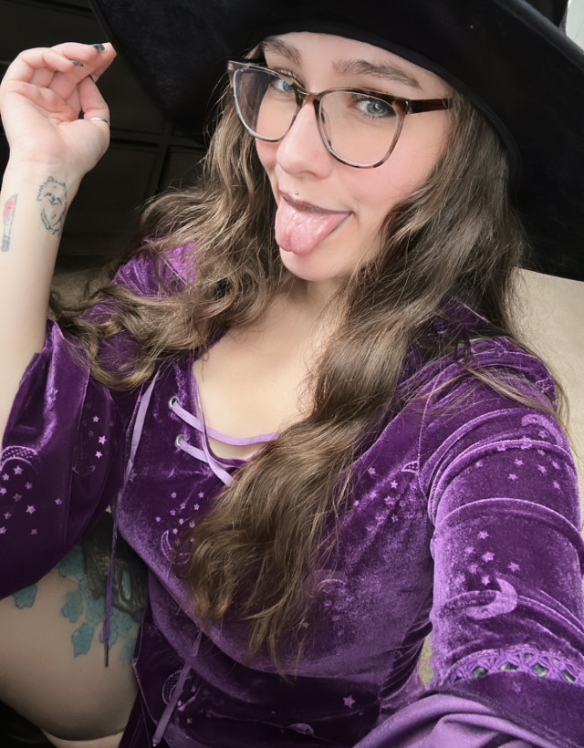 Trick Or Treat Contest Contest Manyvids