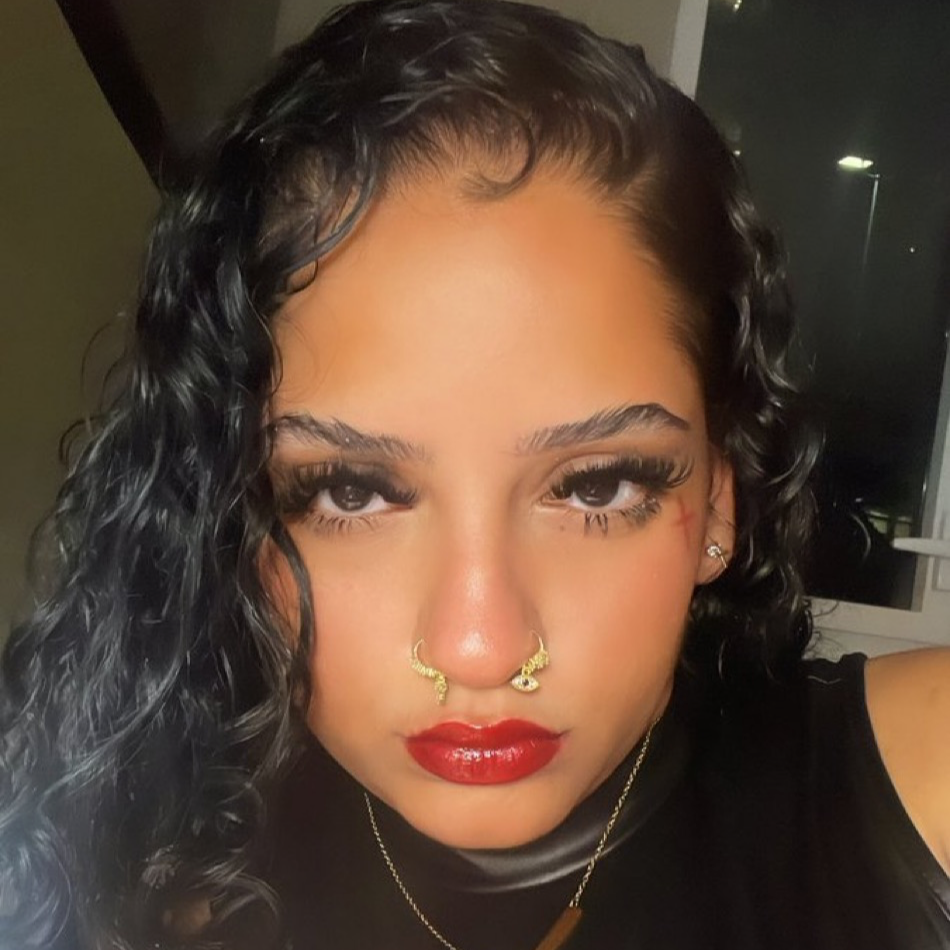 paloma12 - Social - ManyVids