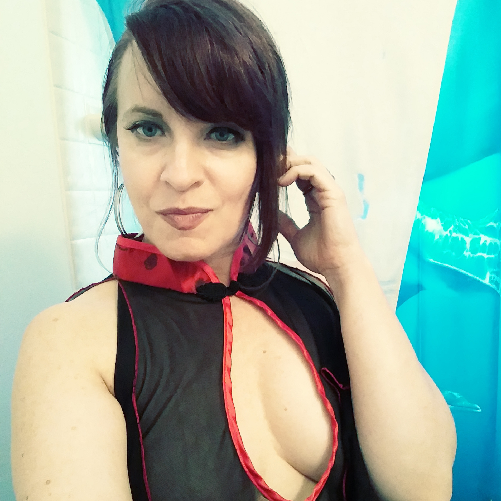 Miss Pandora Live Manyvids