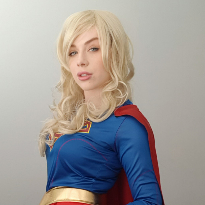 MV Store - Buy items from your favorite girls.