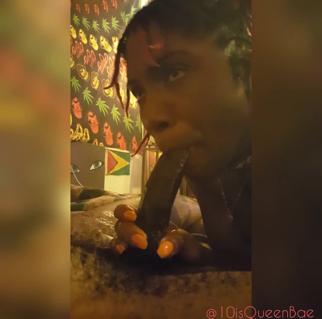 10isqueenbae What Happens When I Netflix N Chill Manyvids