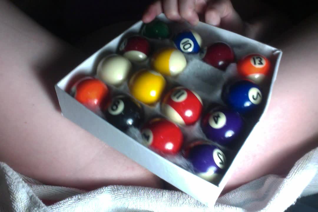 Queenofstretch Fit 13 Mini Pool Balls In My Loose Cunt Manyvids